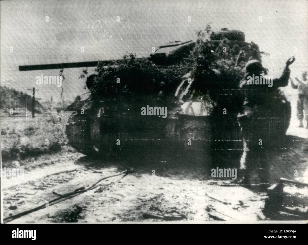 Americans capture tank in korea hi-res stock photography and images - Alamy