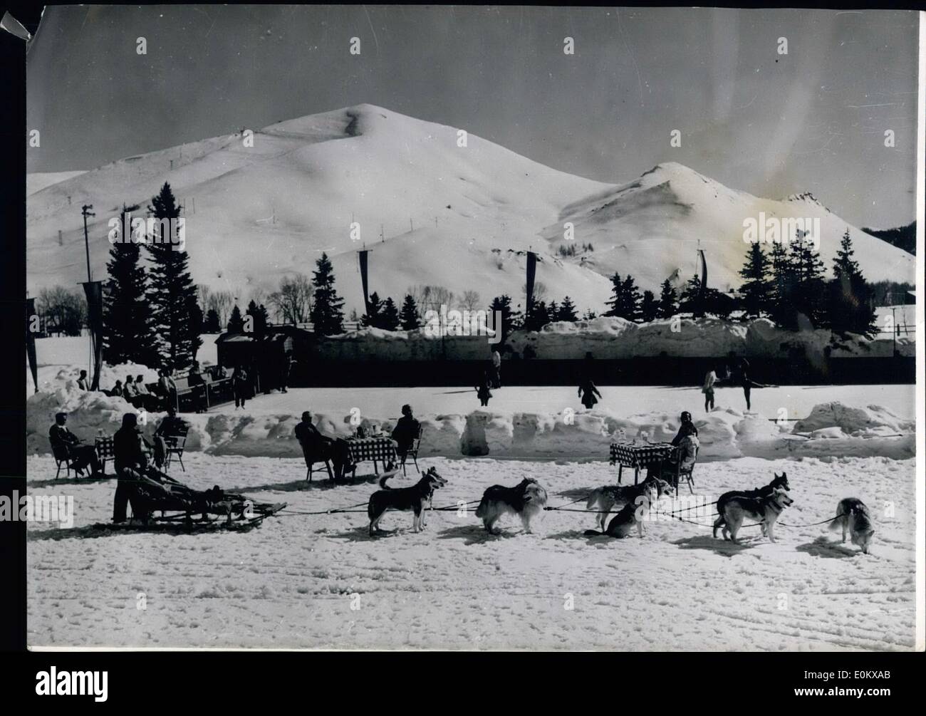 Nov. 11, 1950 - Sun-Kissed Sun Valley. Photo shows Winter guests at Sun ...