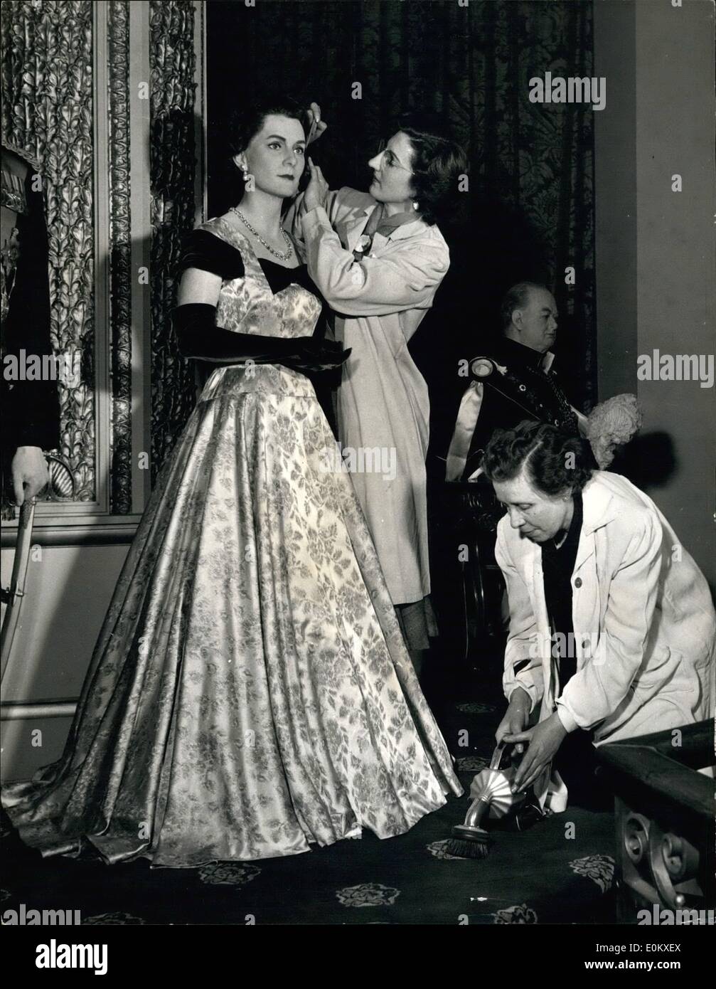 Miss madame hi-res stock photography and images - Alamy