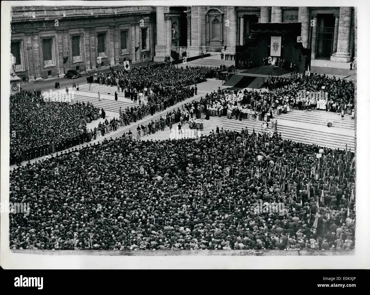 Crusade hi-res stock photography and images - Alamy