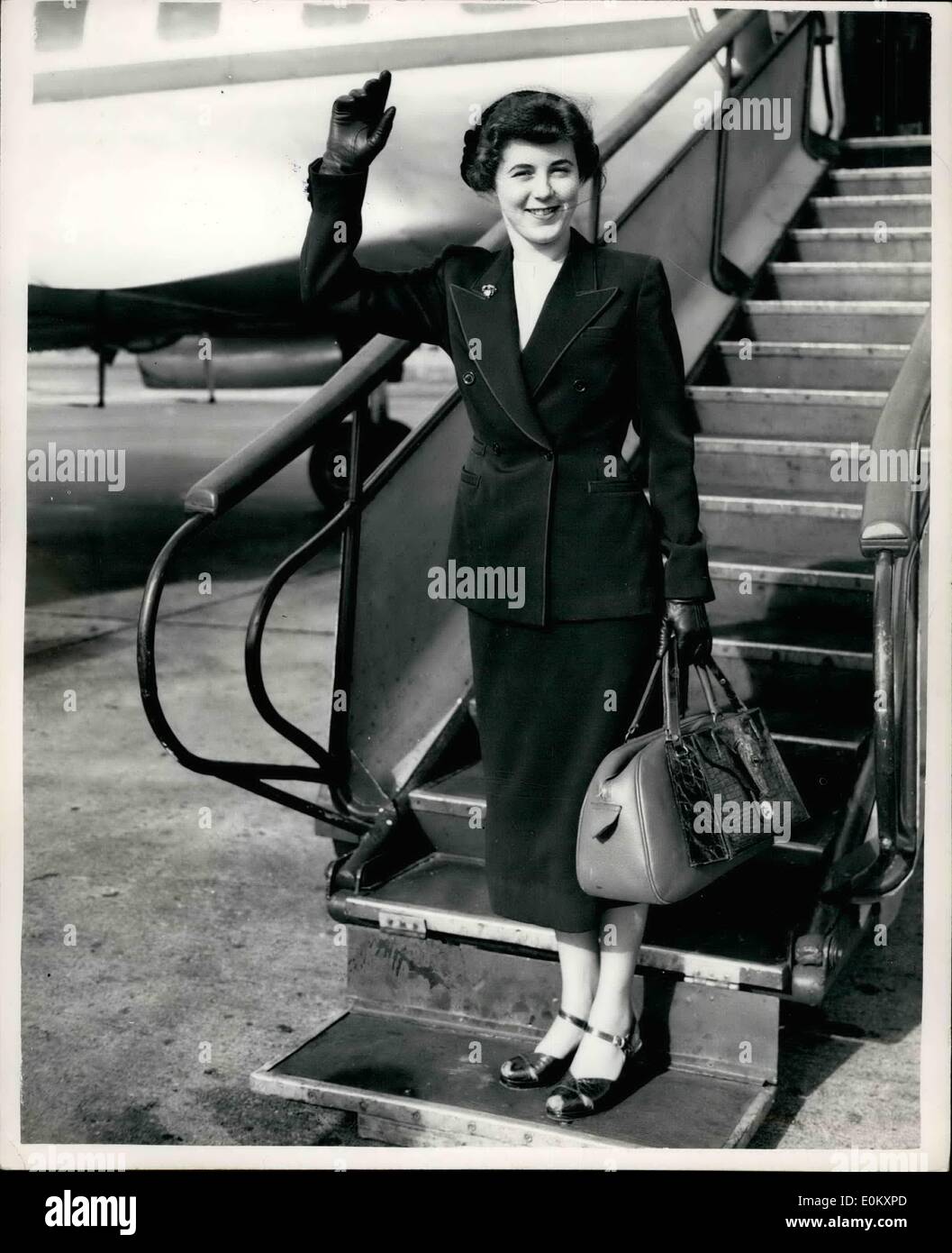 Aug. 08, 1952 - ''Miss England'' Leaves For Naples To Take Part In Miss ...