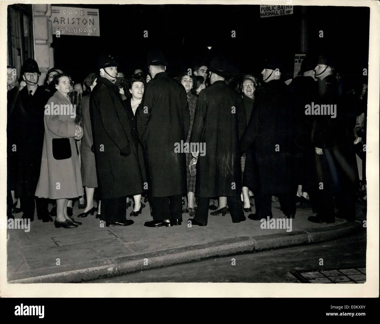 Royal command performance hi-res stock photography and images - Alamy