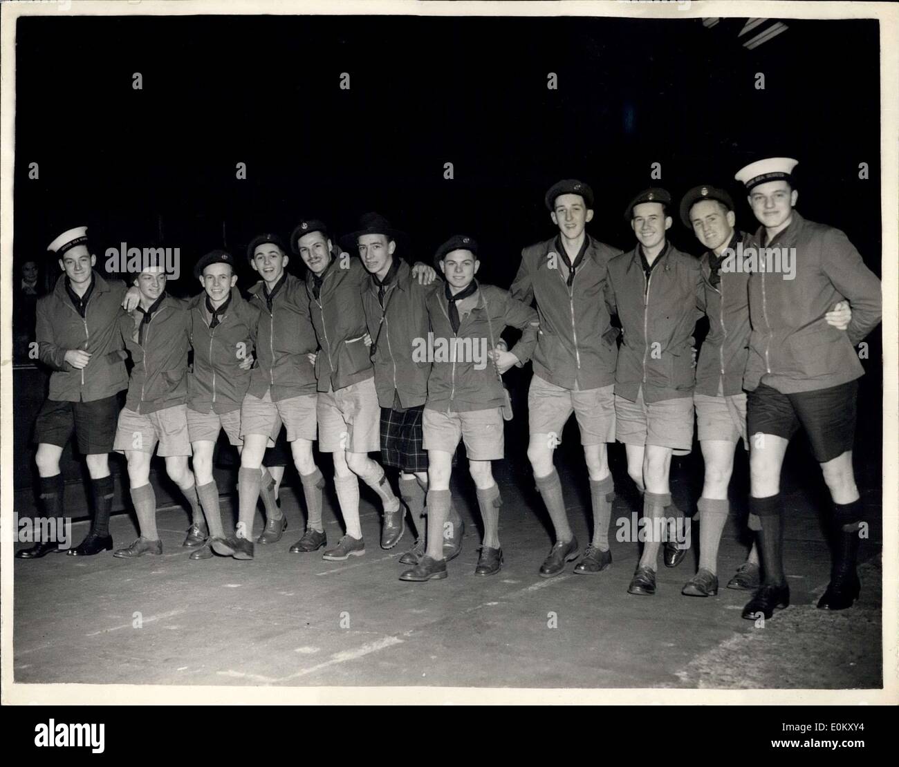 Nov. 06, 1952 - Queen's Scouts Leave For Jamboree In Australia: Ten ...