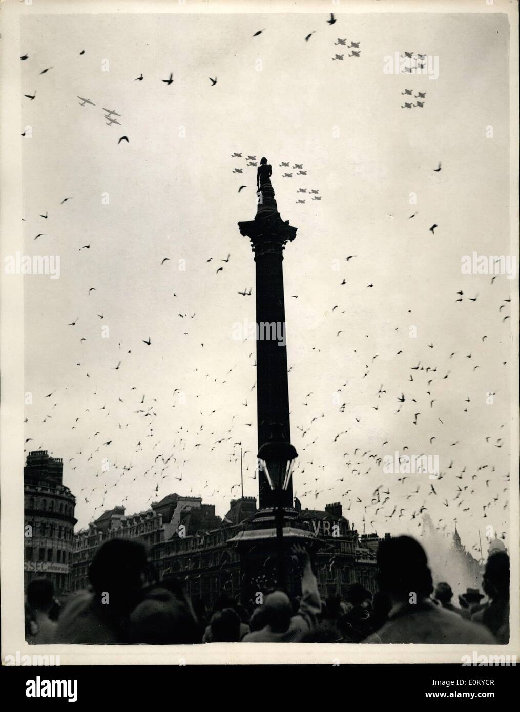 Sep. 09, 1952 - Battle Of Britain Anniversary Fly - Past..And The ...