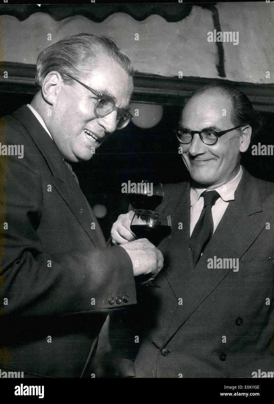 E writer of history hi-res stock photography and images - Alamy