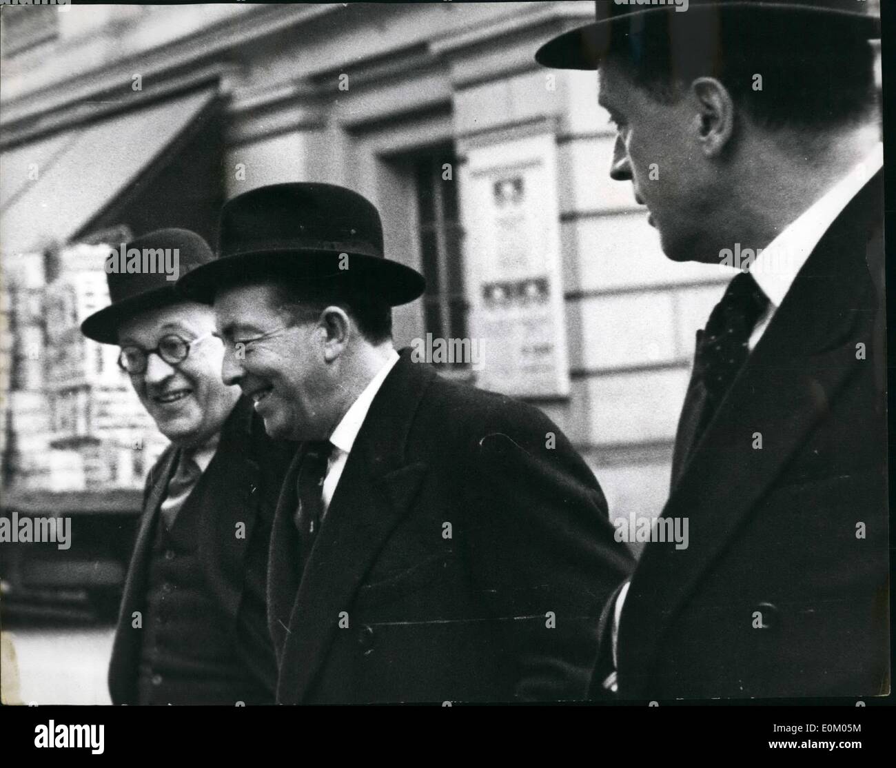 Sir bernard docker hi-res stock photography and images - Alamy