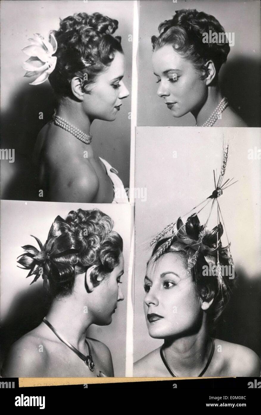 1952 model wearing hi-res stock photography and images - Alamy