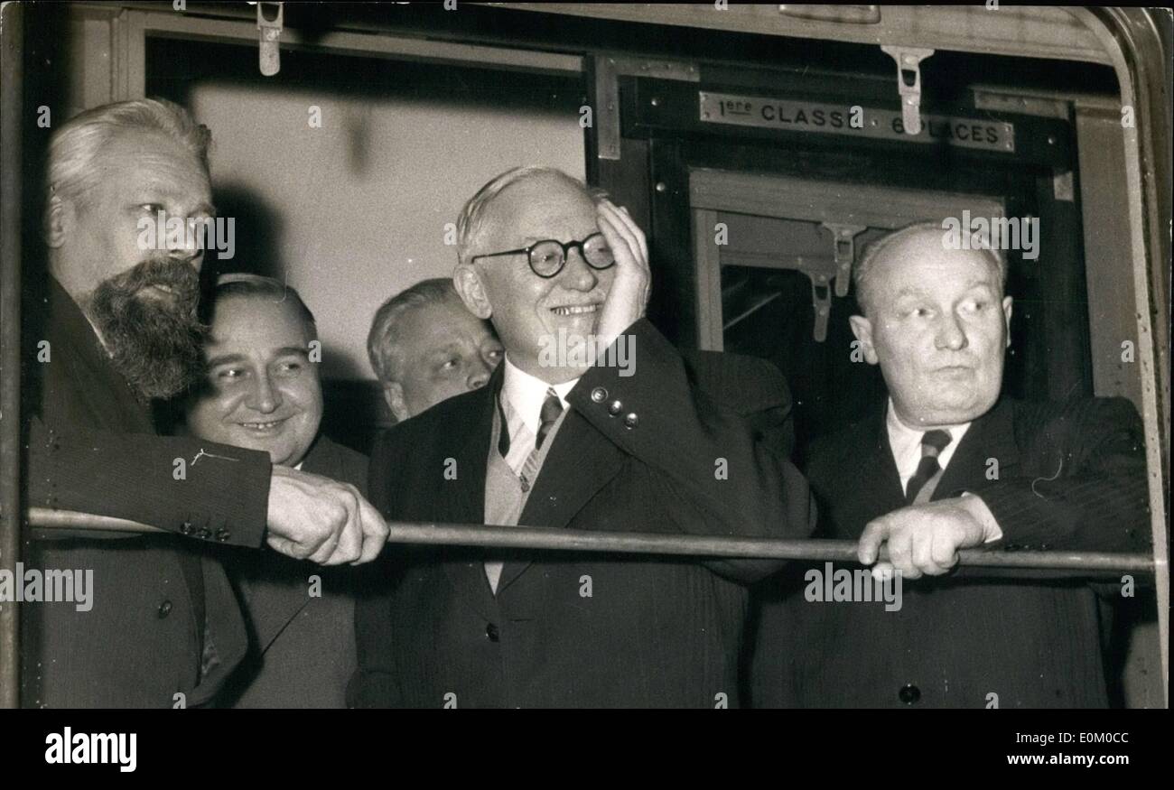 Soviet delegates hi-res stock photography and images - Alamy