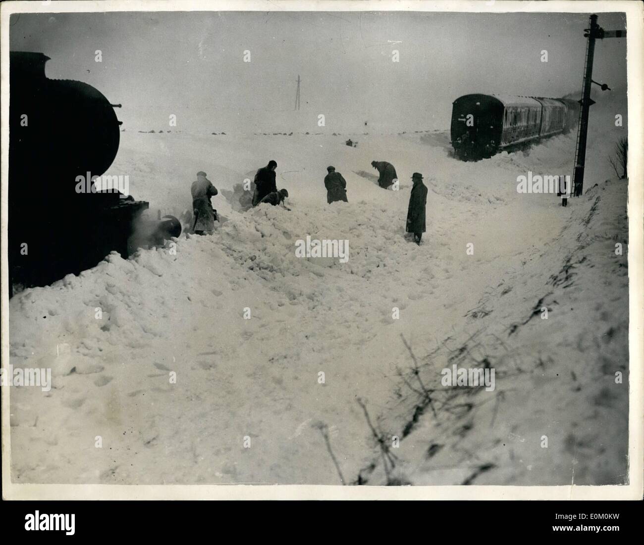 Trapped passenger hi-res stock photography and images - Alamy