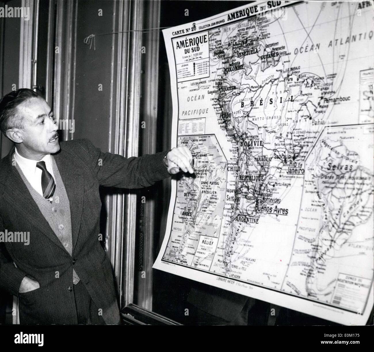 French explorer michel perrin hi-res stock photography and images - Alamy