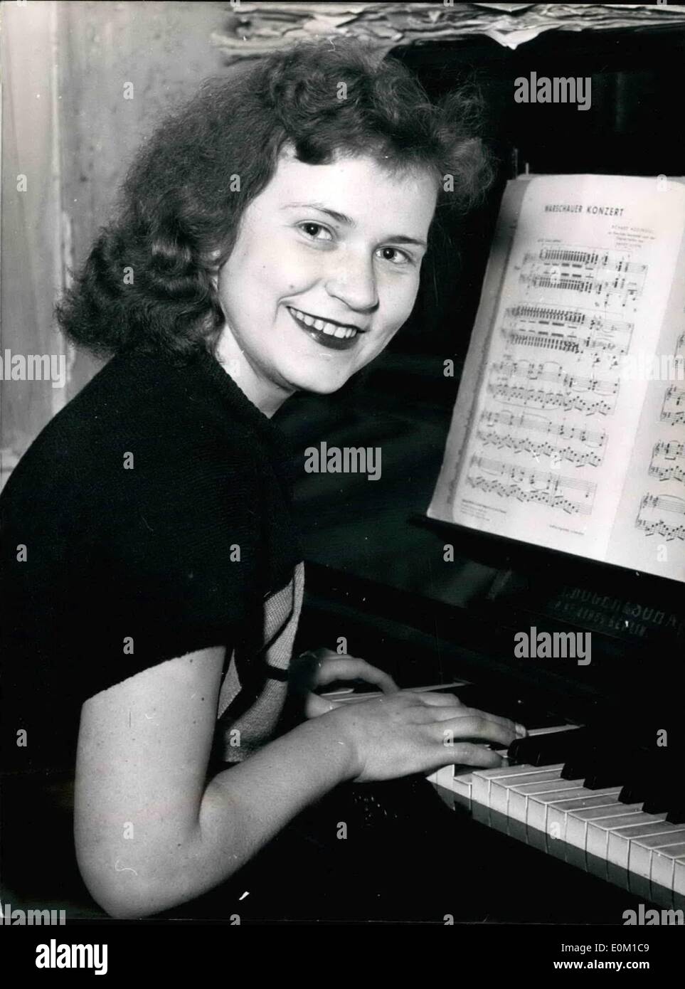 Mar. 03, 1953 - 16 year old Berliner Christa Schwarz was discovered and ...