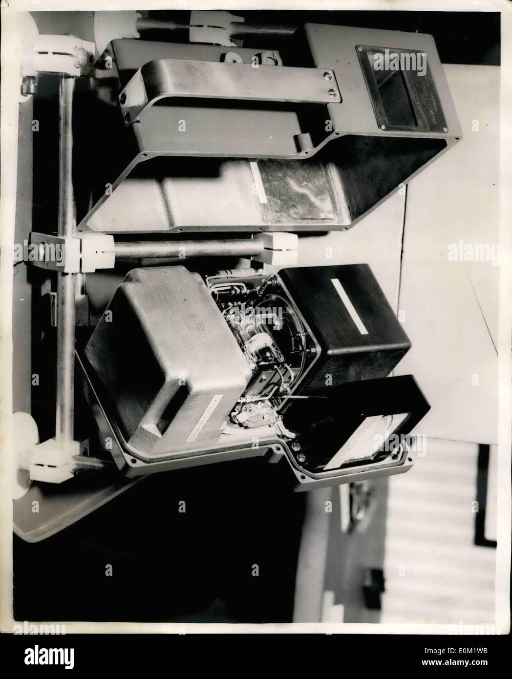 Apr. 04, 1953 - New atomic-radiation checking instruments on show at ...