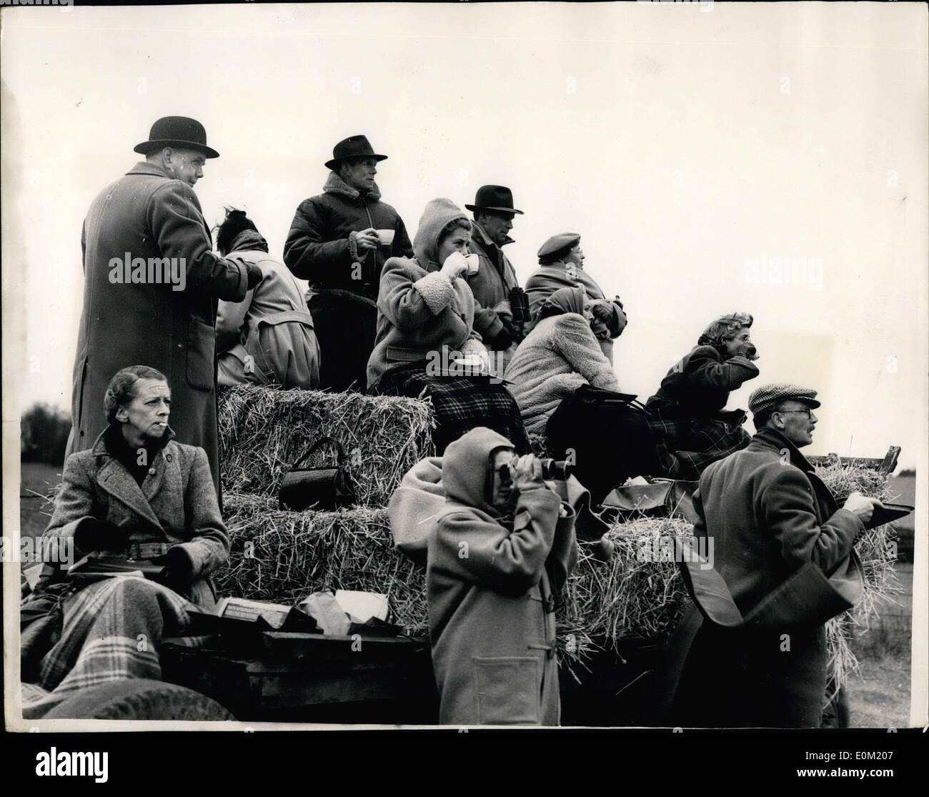 Hunter trials at old berkeley hunt hi-res stock photography and images ...