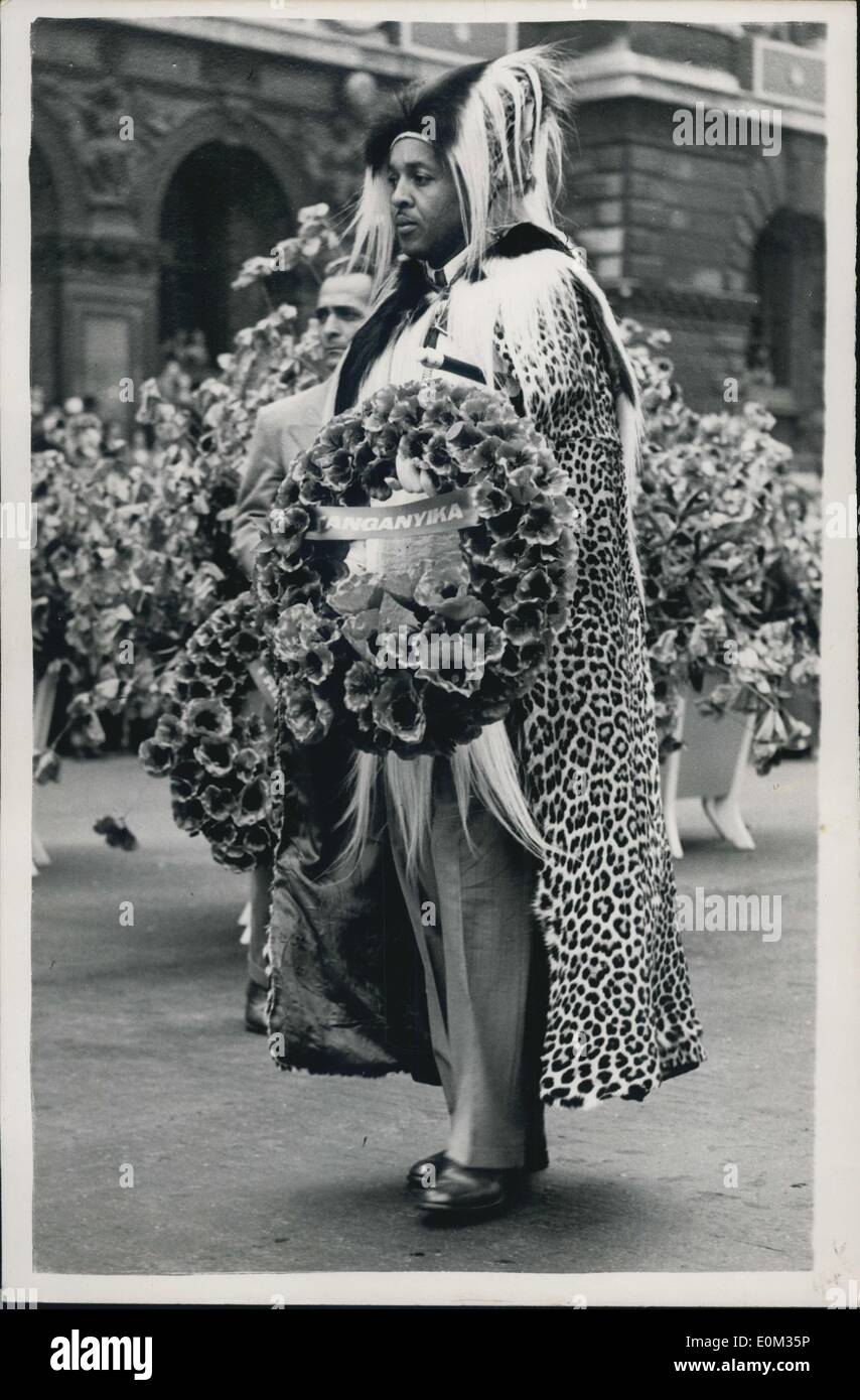 Queen salote 1953 hi-res stock photography and images - Alamy