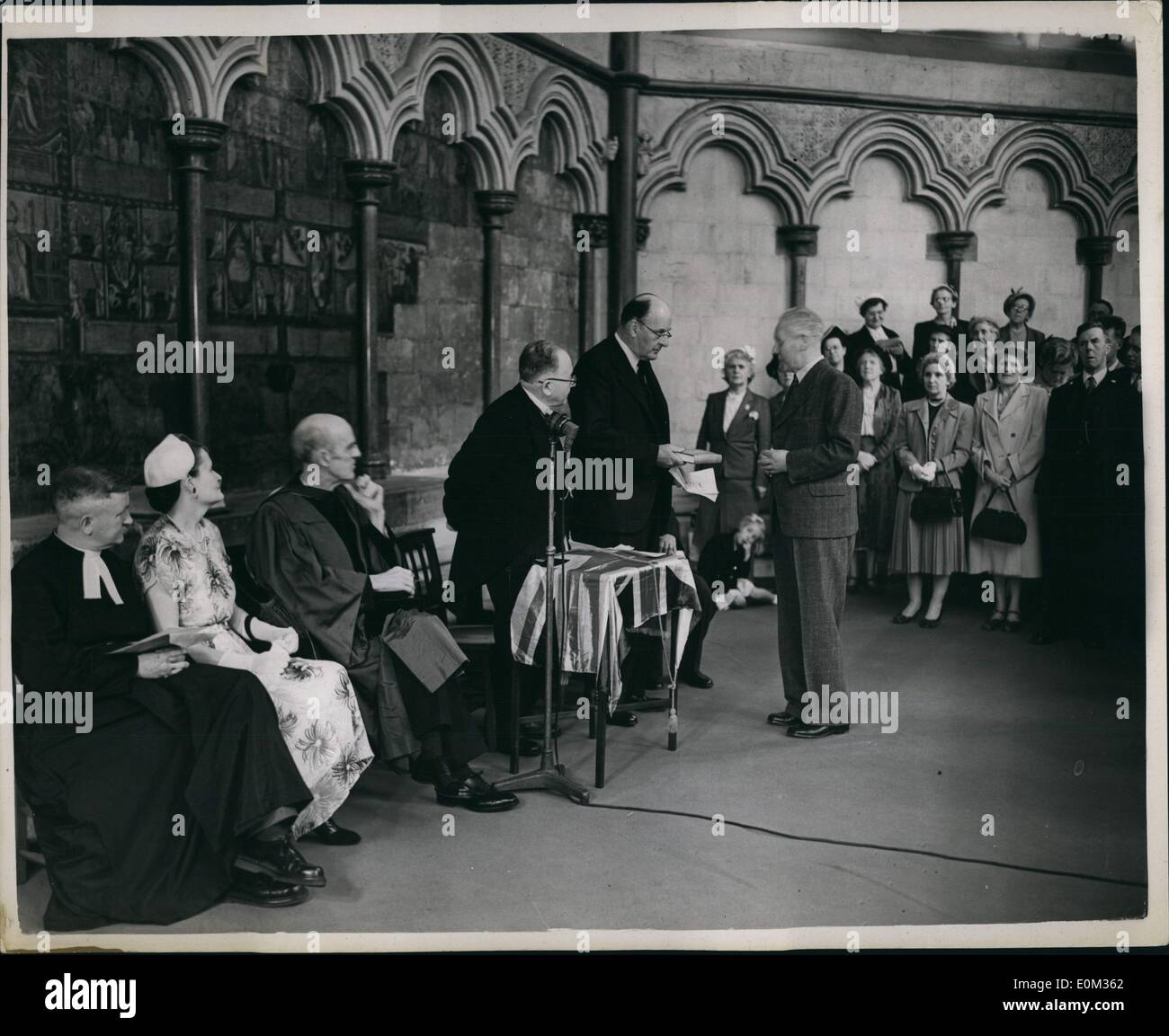 Jun. 06, 1953 - Coronation Bible Exhibition At Abbey: Lord Brabazon of ...