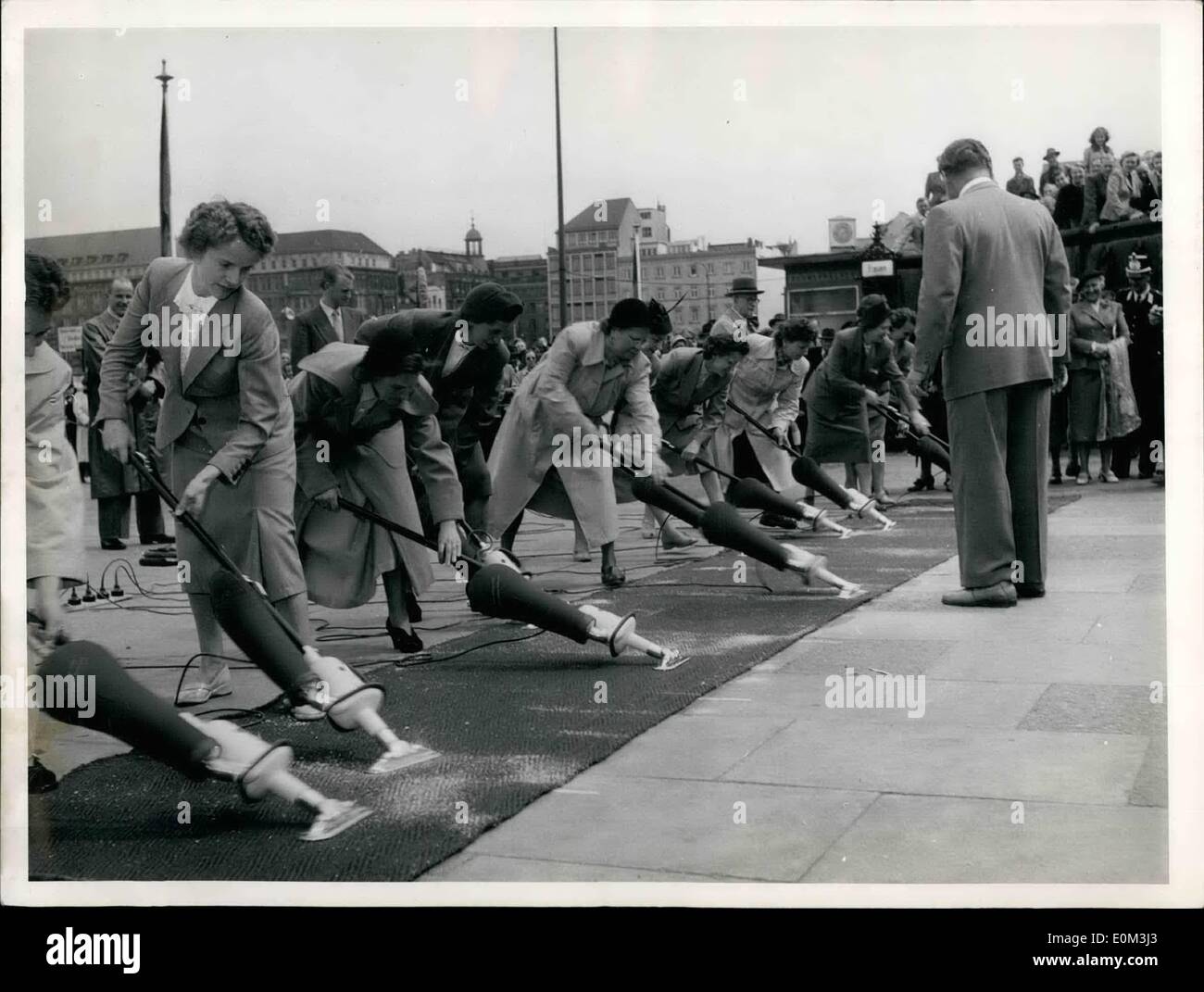 May 05, 1953 - They recently held a vacuum cleaning contest between men ...