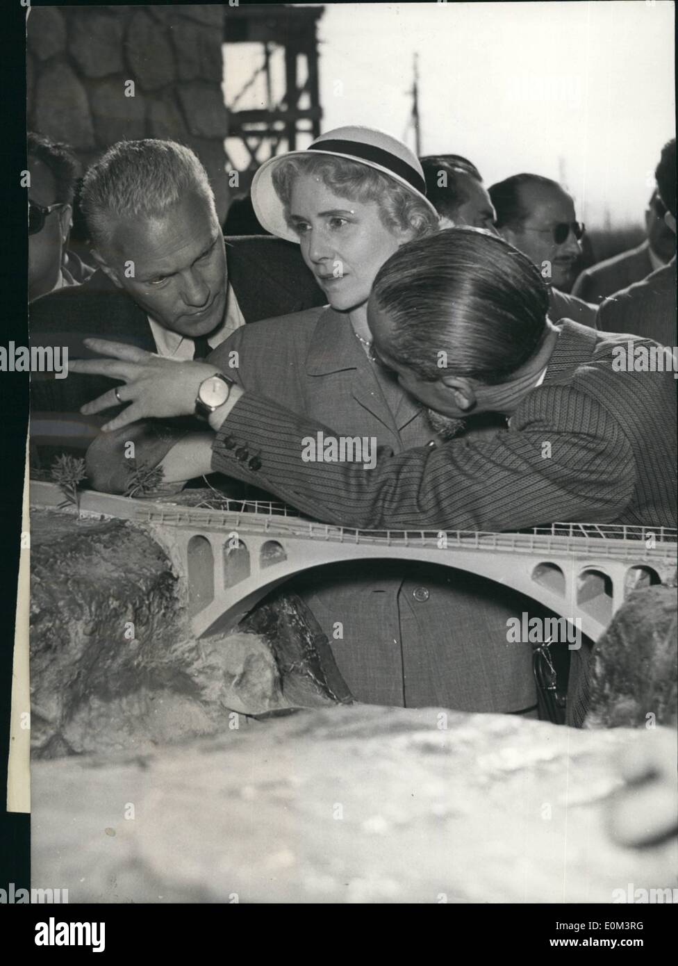 Mrs clare luce hi-res stock photography and images - Alamy