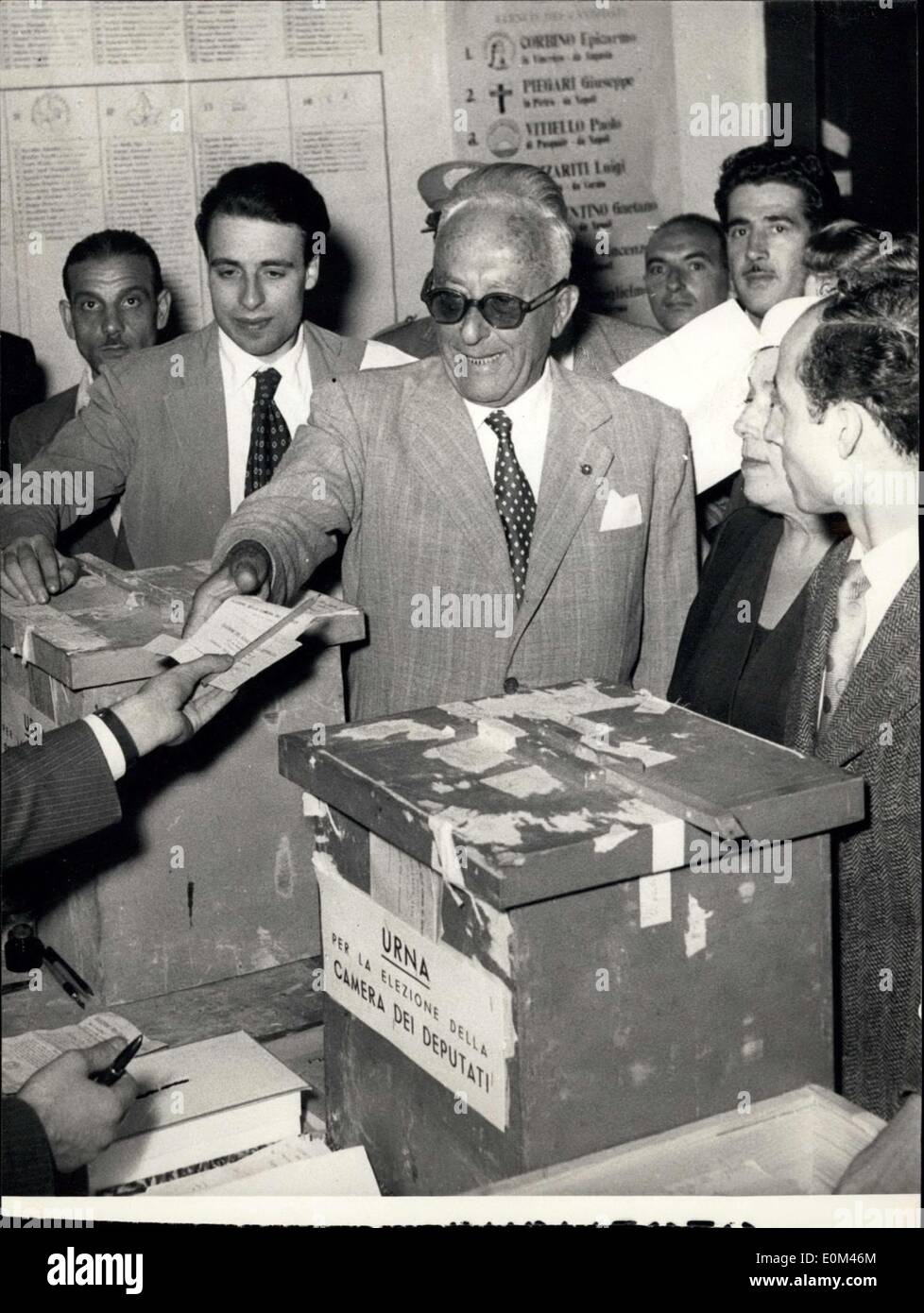 07 jun hi-res stock photography and images - Alamy