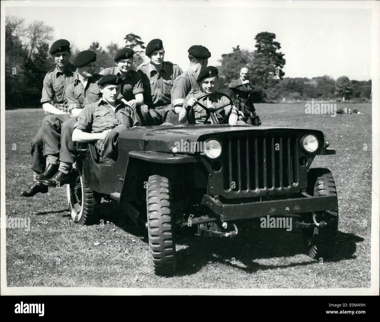 May 05, 1953 - Preparing For Royal Tournament Jeep Assembly Display ...