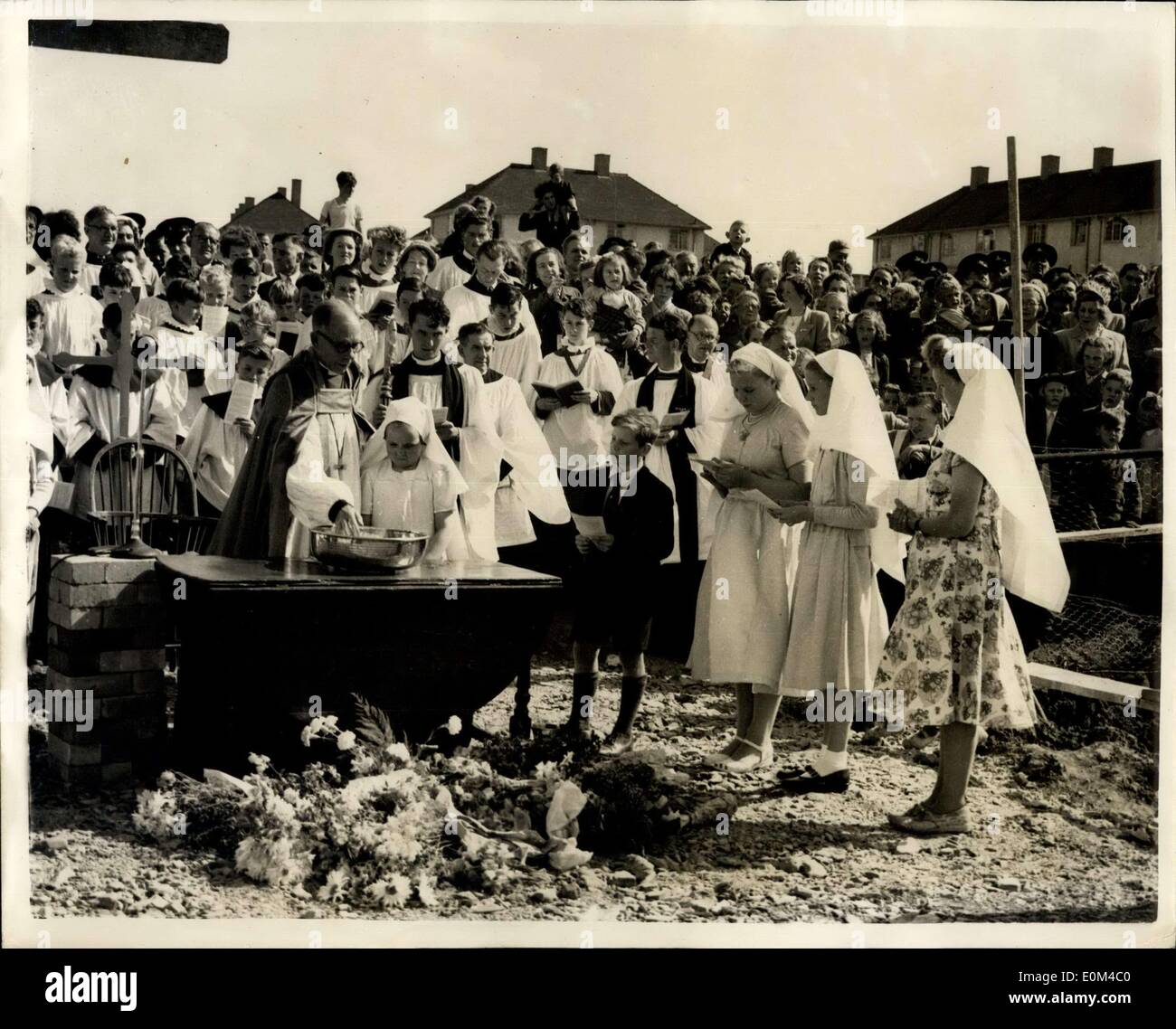 Laying of foundation stone hi-res stock photography and images - Alamy