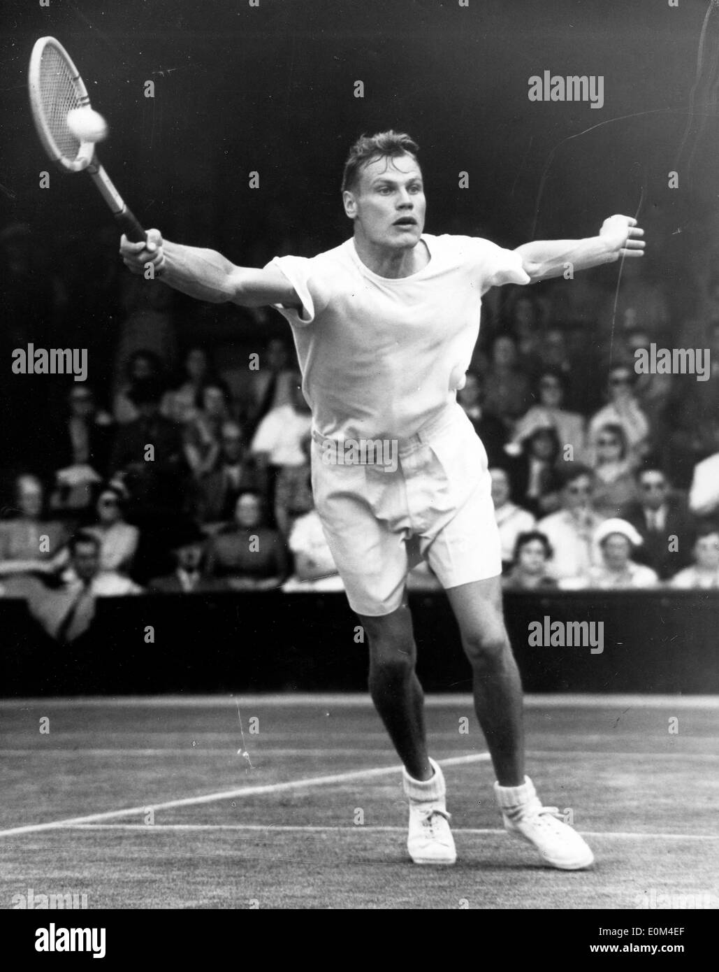 Winner tennis player man Black and White Stock Photos & Images - Alamy