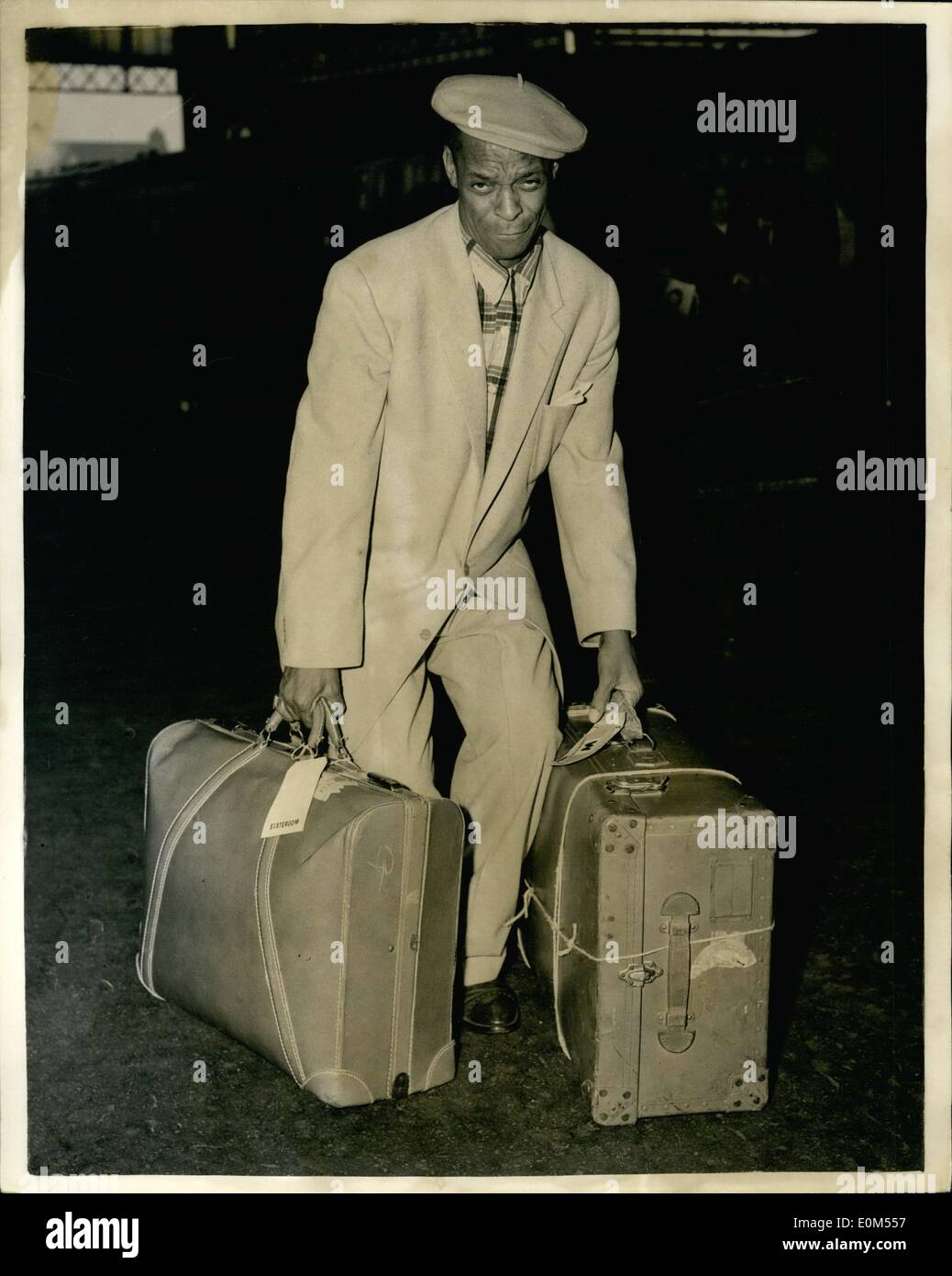 Jul. 07, 1953 - Famous jazz pianist arrives in London from America ...