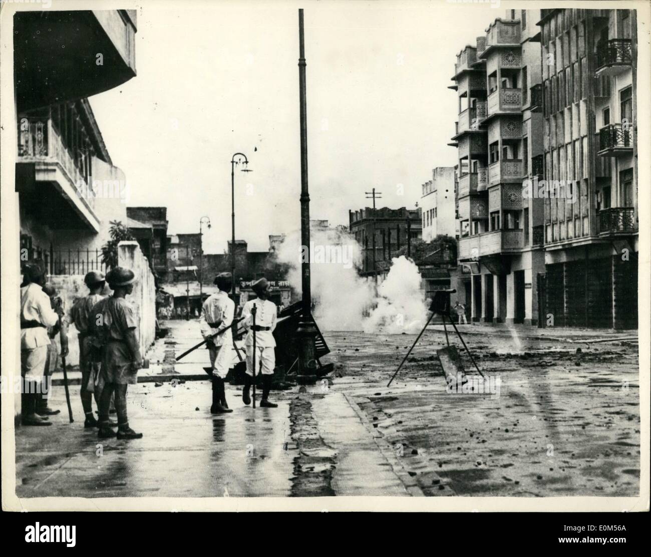 Calcutta riots hi-res stock photography and images - Alamy
