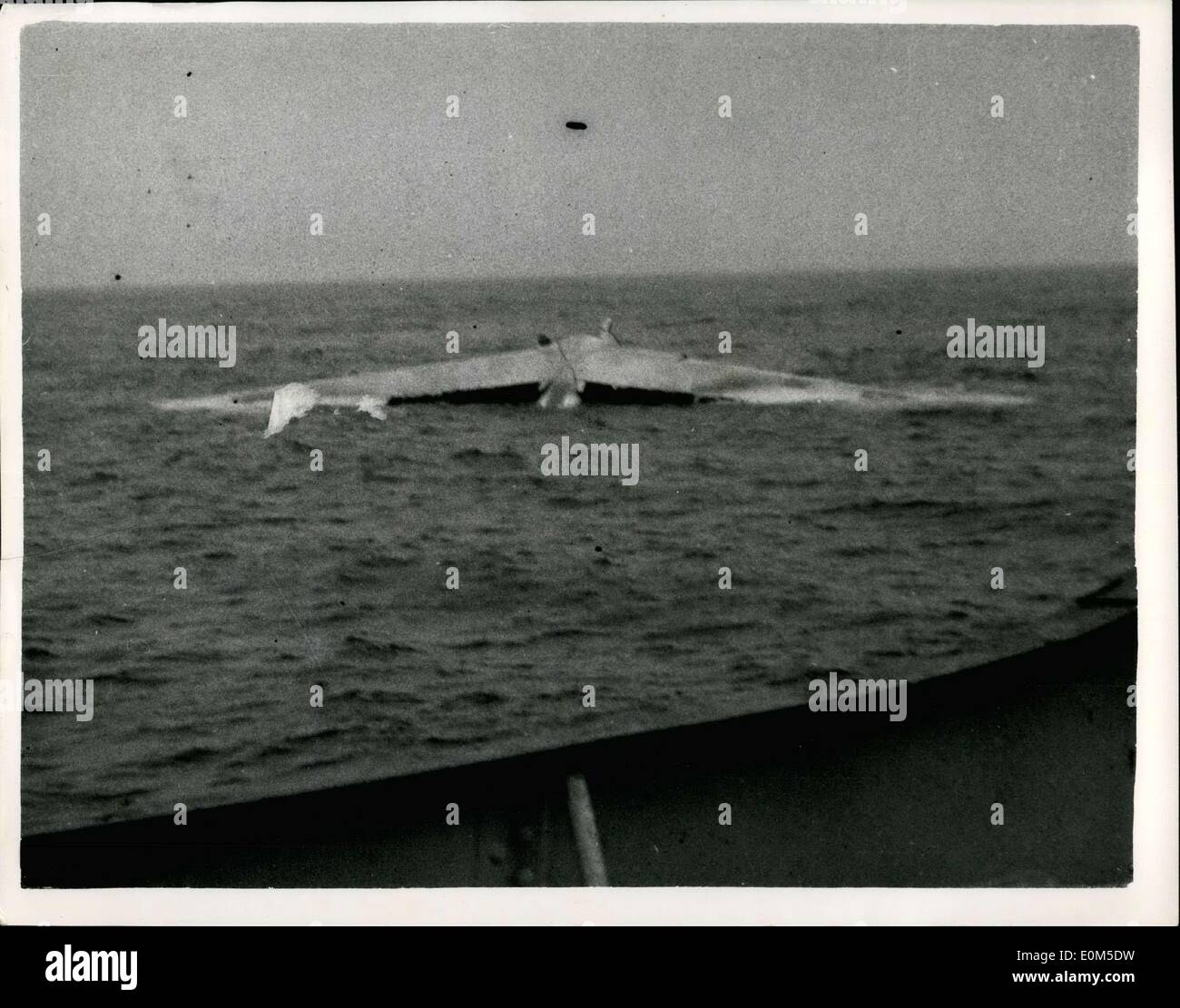 Aug. 10, 1953 - The hours afloat. Dramatic rescue of survivor of U.S ...