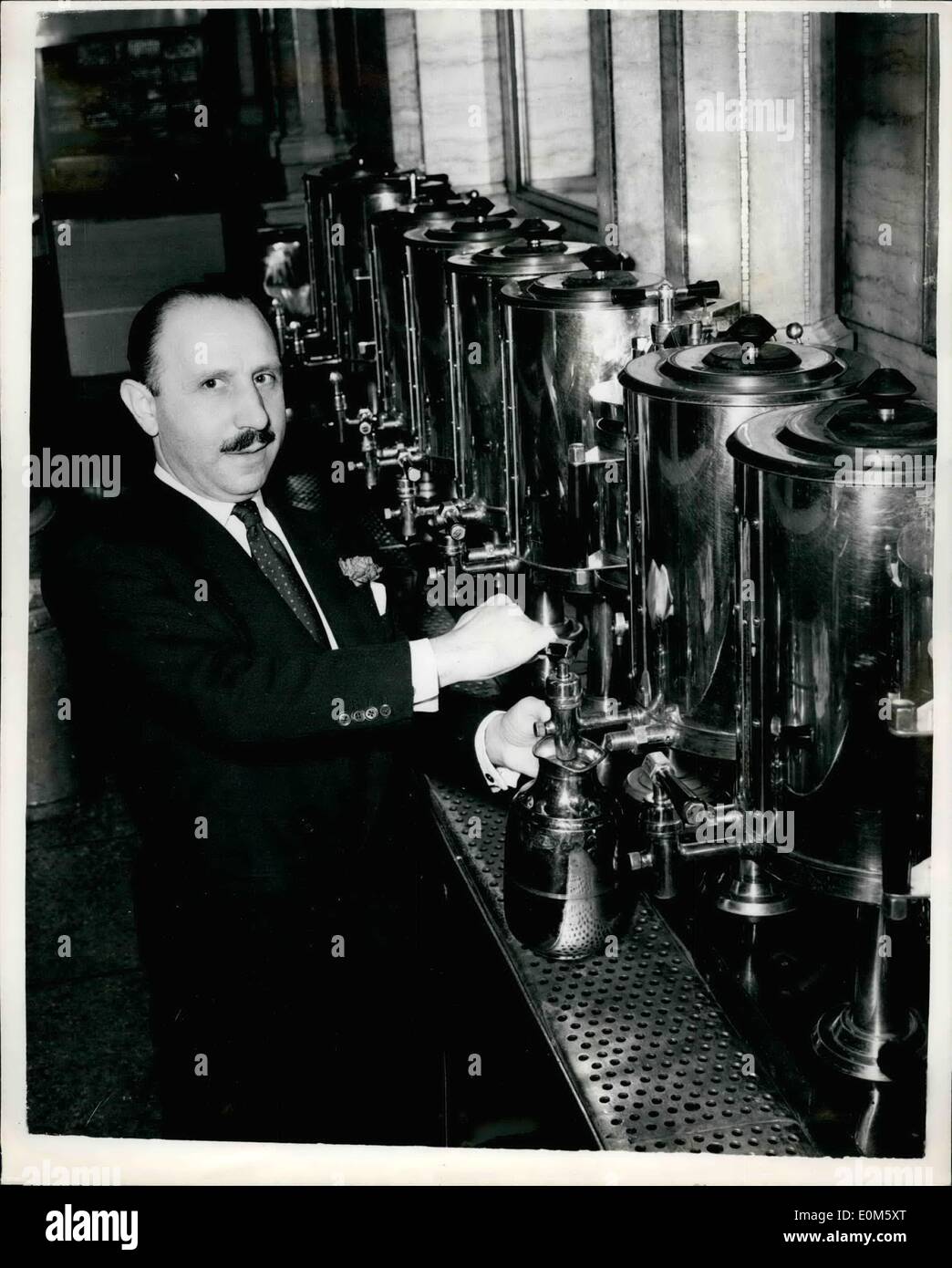 Oct. 10, 1953 - The man behind 40,000,000 meals.: The day Charles Forte ...