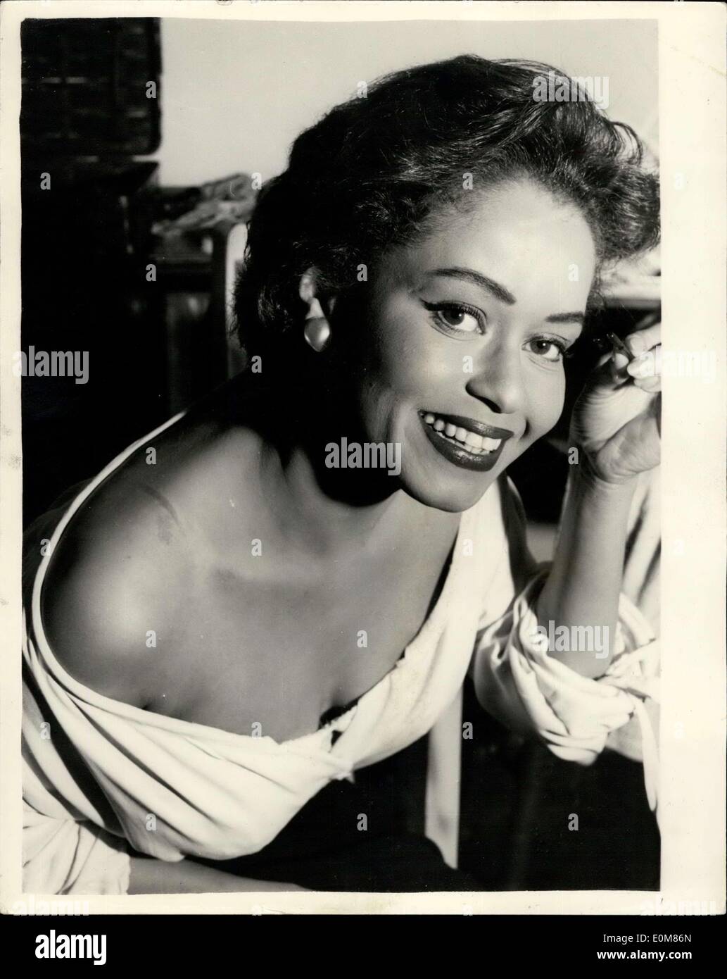 Jan. 25, 1954 - ''Anna'' Prepares For Opening Of Show. Isabelle Cooley ...