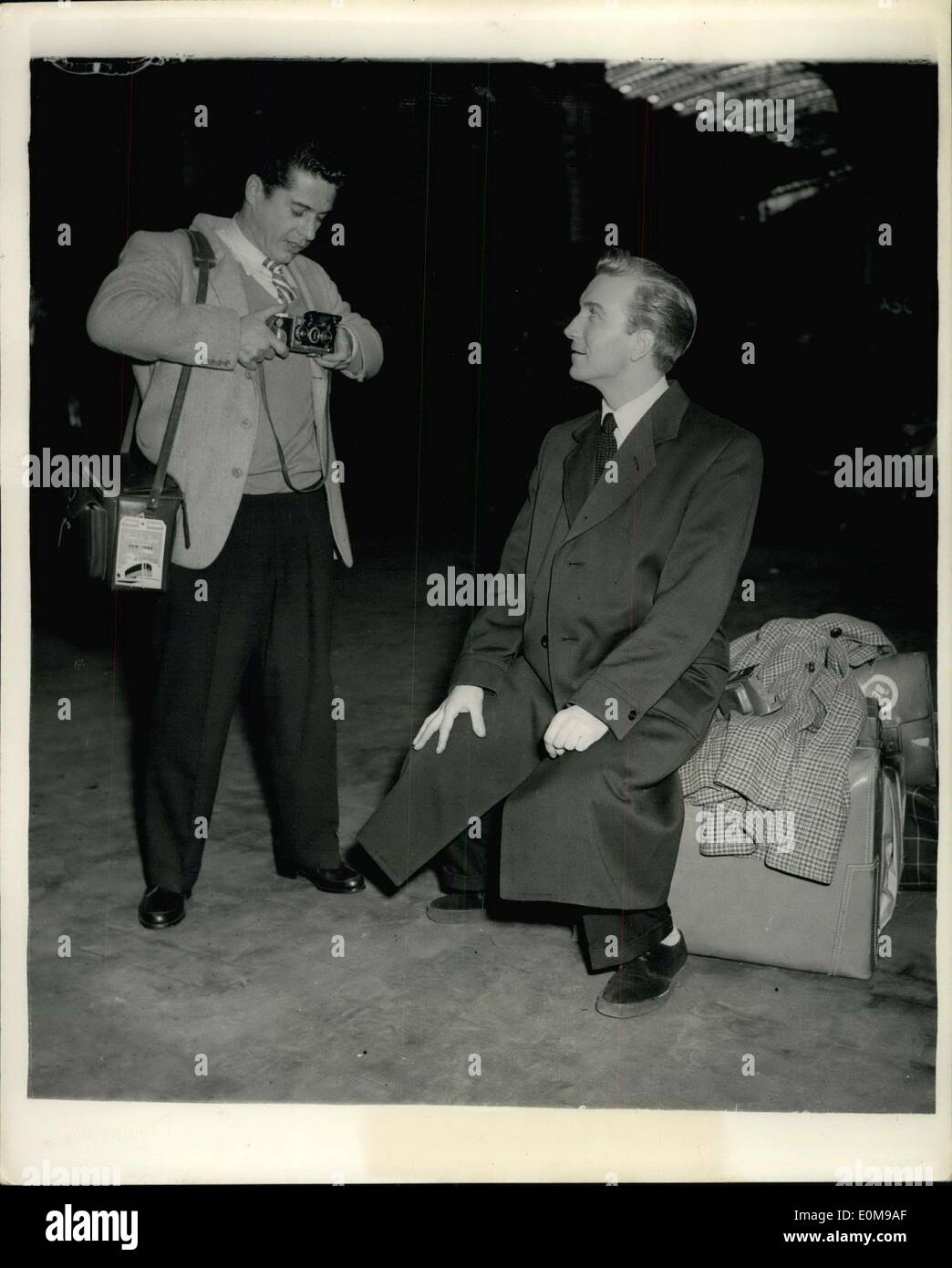 24 3 1954 hi-res stock photography and images - Alamy