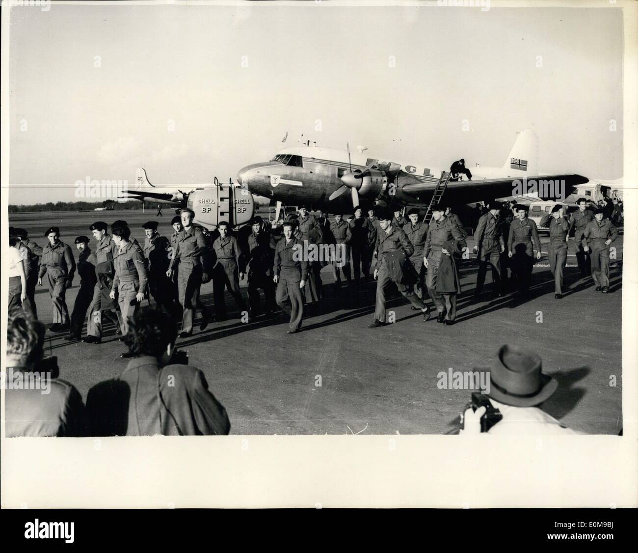 Empire windrush hi-res stock photography and images - Alamy