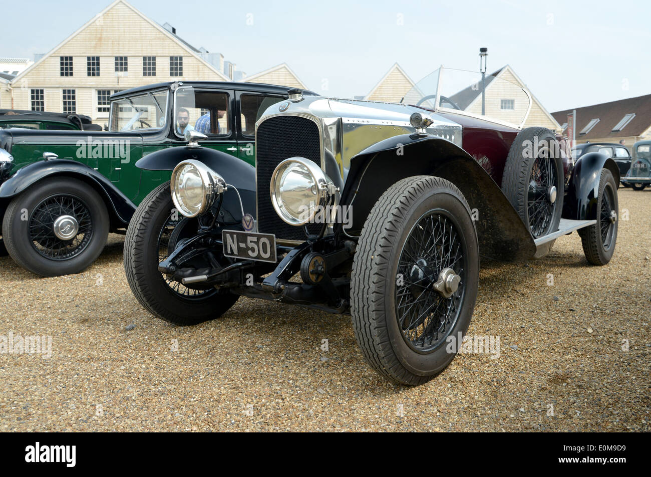 Chatham dockyard classic car show hi-res stock photography and images ...
