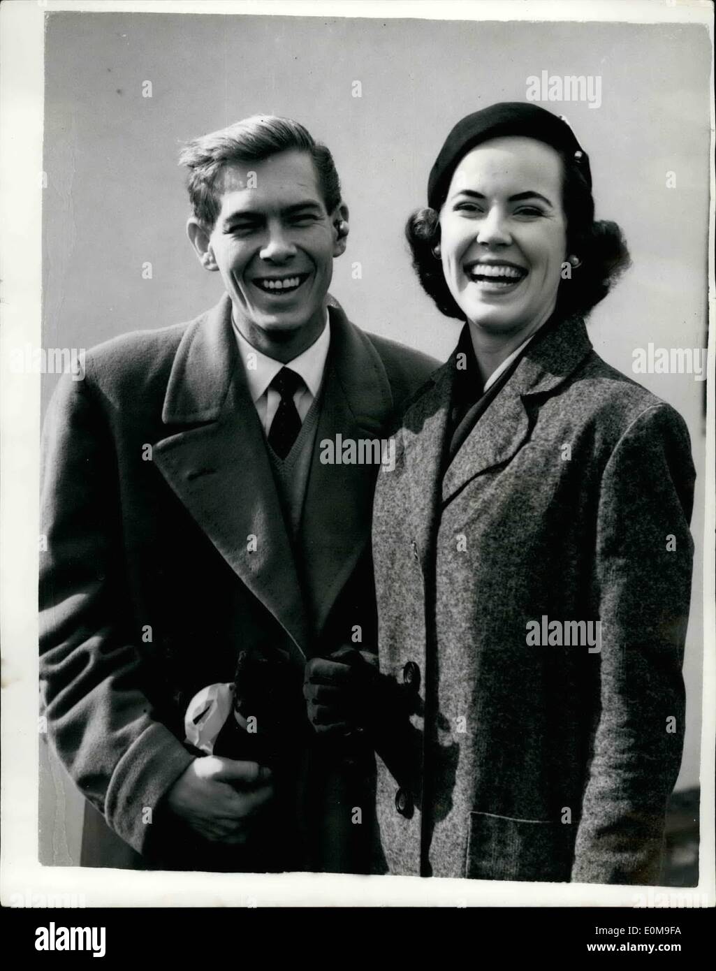 Mar. 03, 1954 - Johnnie Ray Arrives: Johnnie ray, the emotional ...