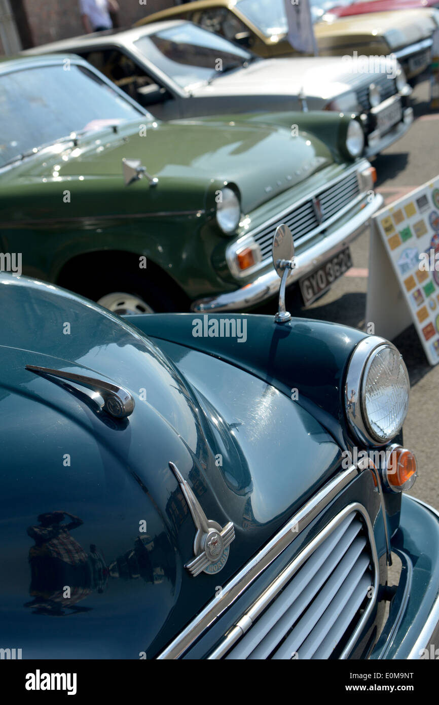 Chatham dockyard classic car show hi-res stock photography and images ...