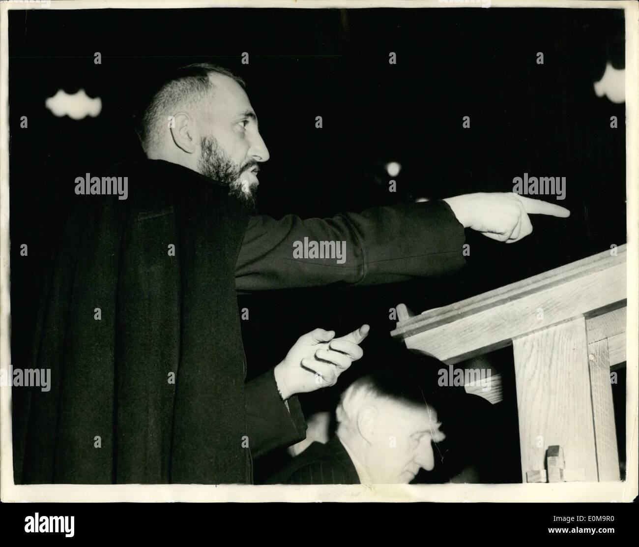 Abbe pierre 1954 hi-res stock photography and images - Alamy