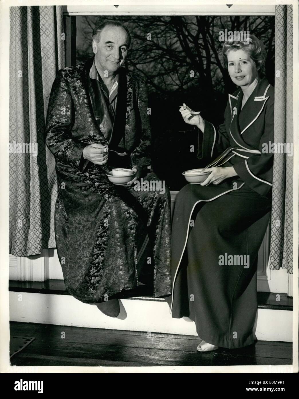 Lady docker hi-res stock photography and images - Alamy