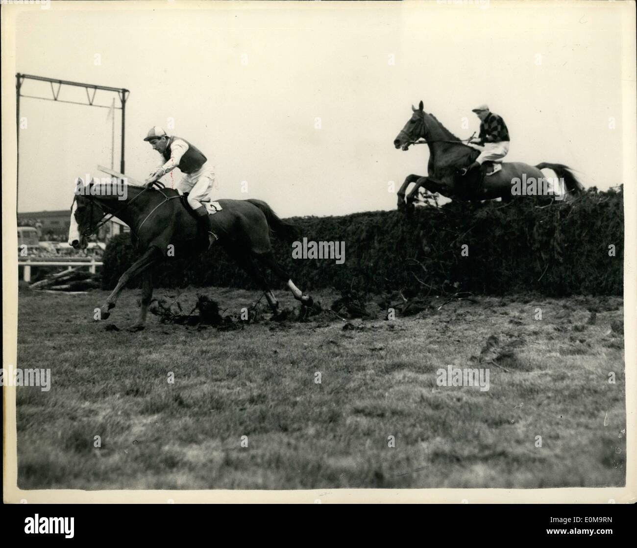 Mar. 03, 1954 - ''Royal Tan'' wins grand national by a neck... Winner ...