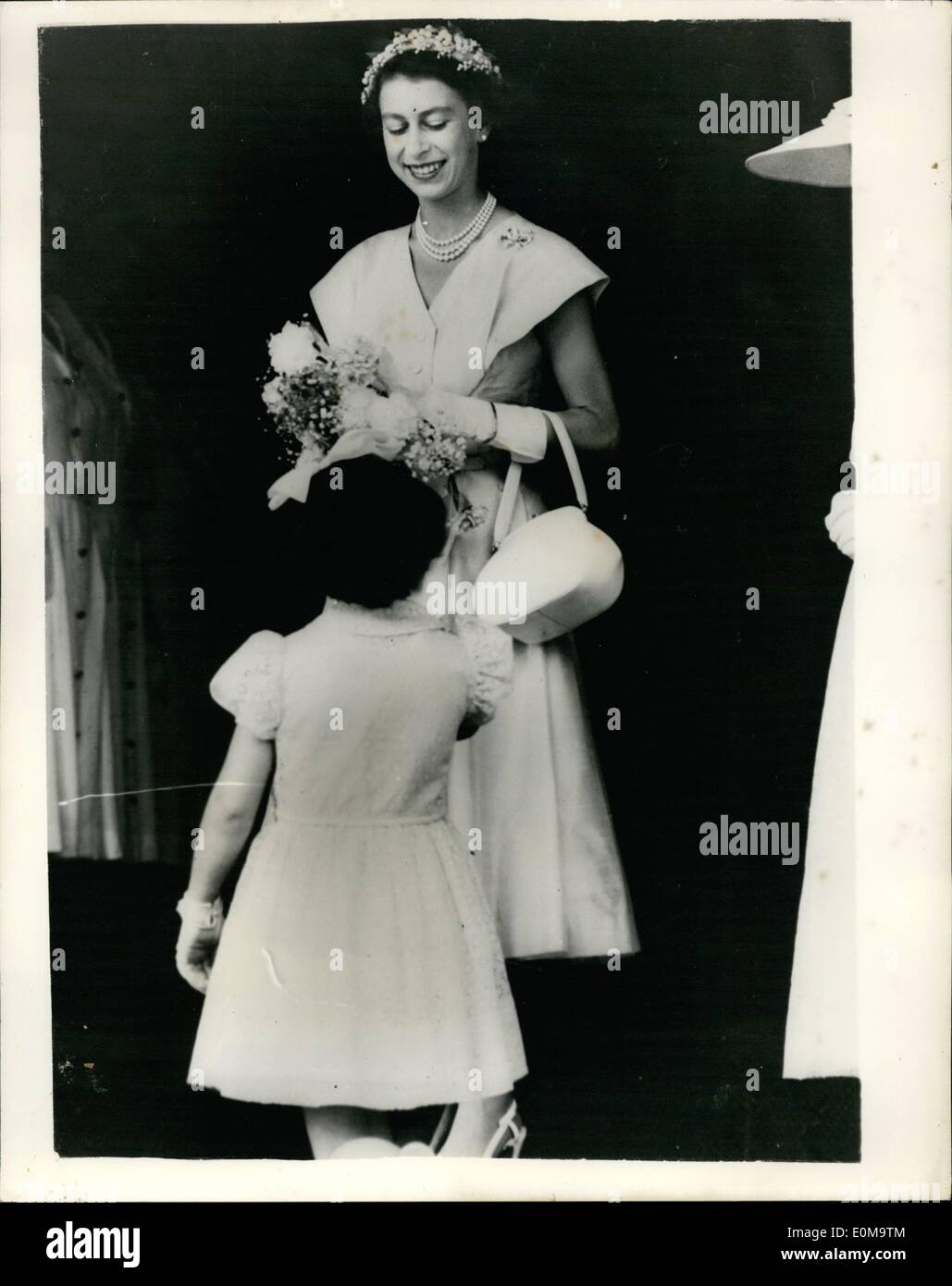 Royal tour 1954 hi-res stock photography and images - Alamy