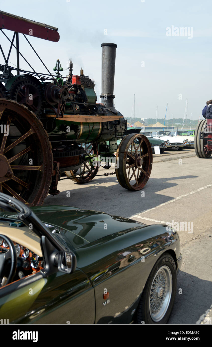 Chatham Dockyard classic car show Stock Photo - Alamy