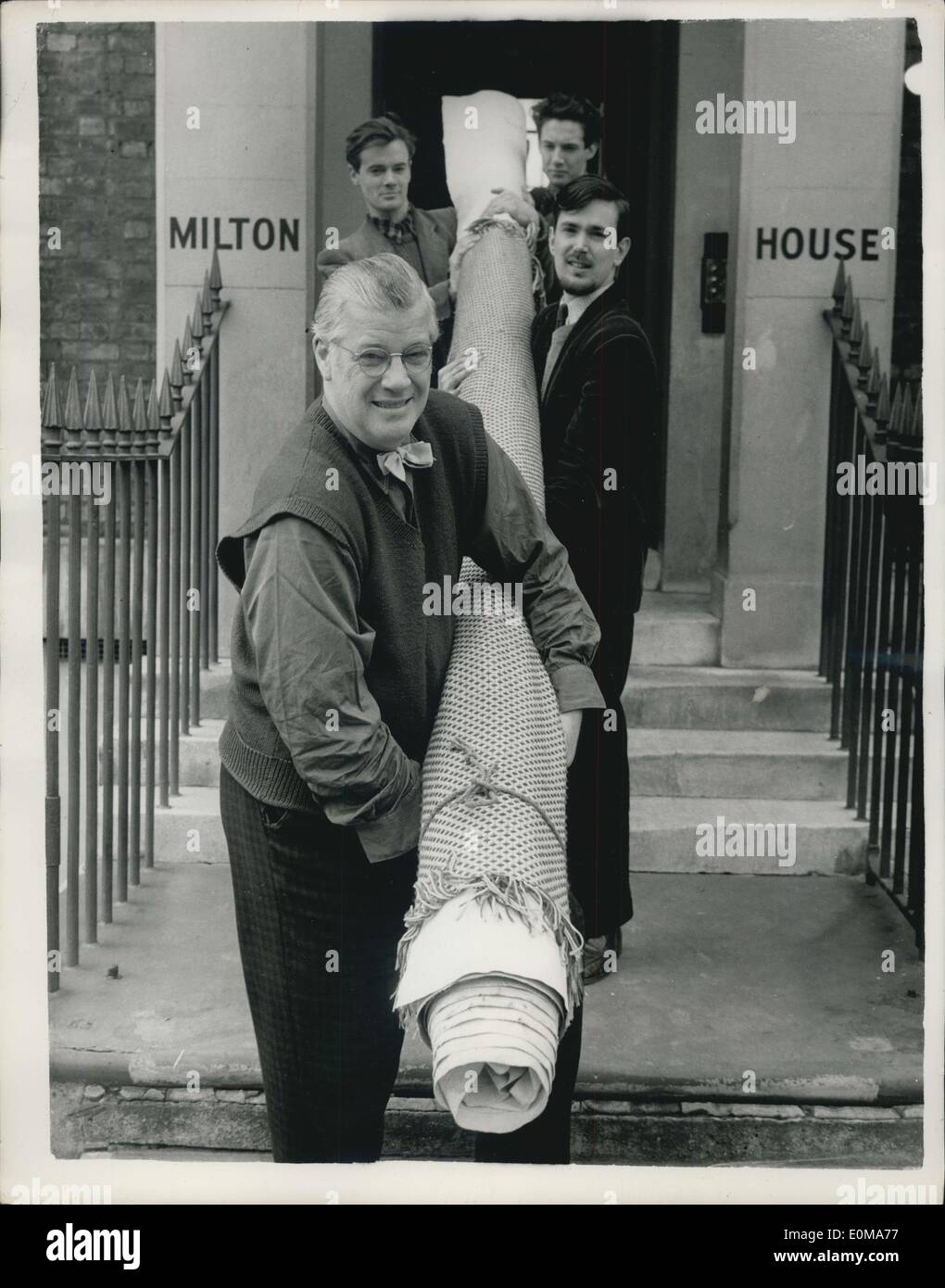 Mar. 29, 1954 - Art - In A Big Way. 26 Ft. Painting On Way To Academy ...