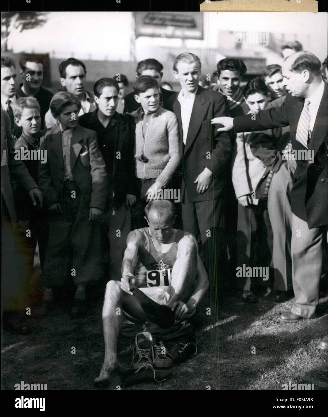 May 05, 1954 - Zatopek Sets Up New 5,000 metres World Record. Young ...