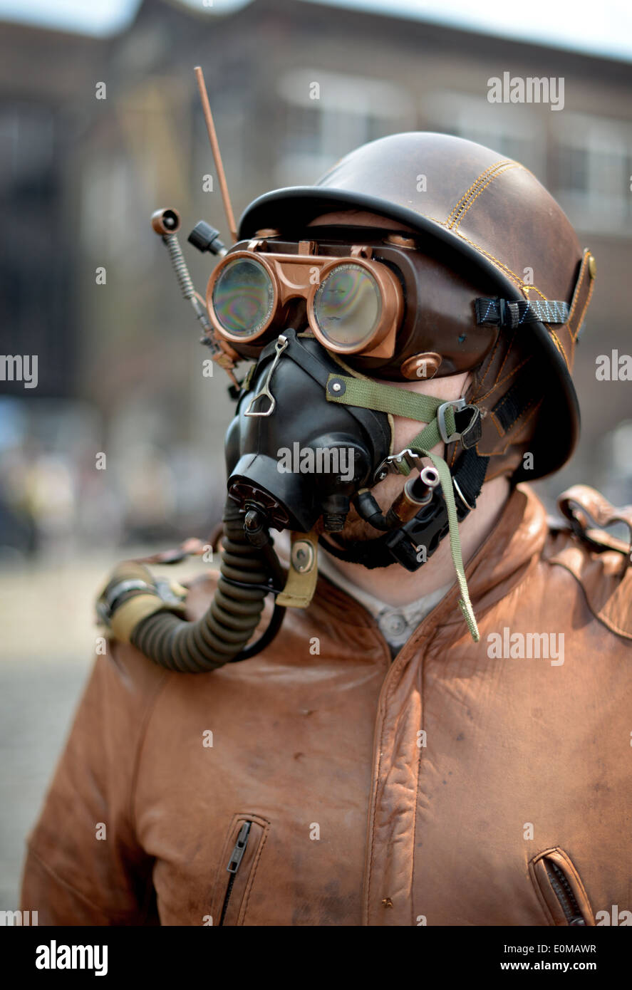 Steampunk man hi-res stock photography and images - Alamy