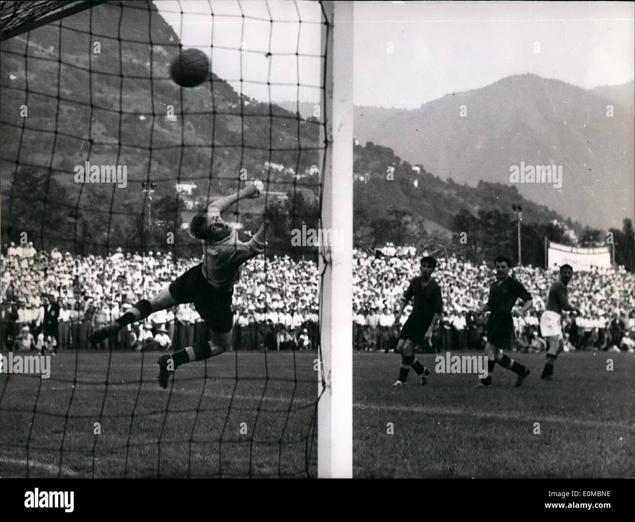 Jun. 06, 1954 - Football World Championships In Switzerland - Italy ...