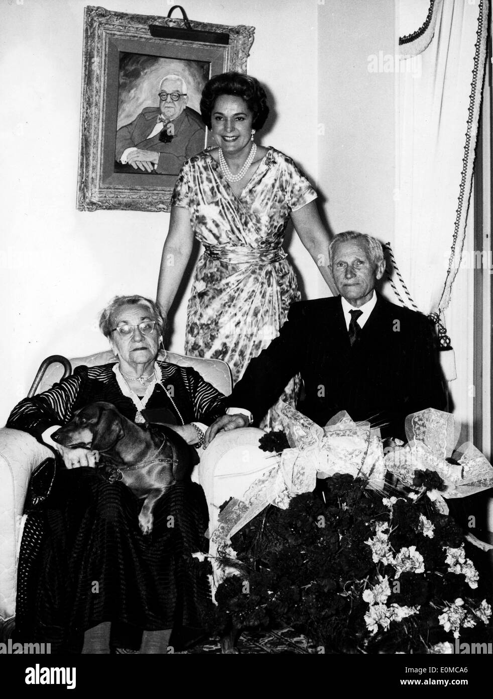 Father home Black and White Stock Photos & Images - Alamy