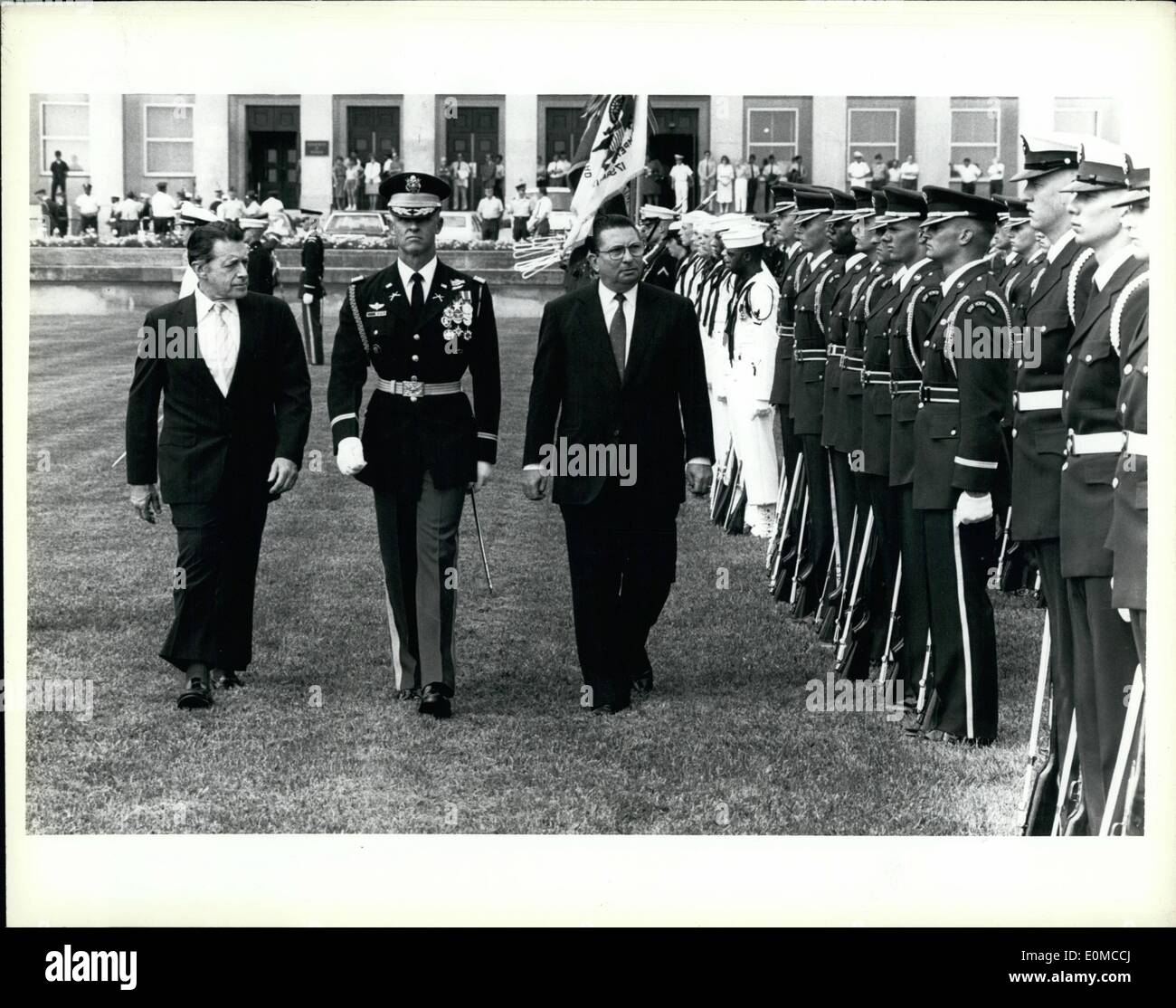 Reviewing the troops hi-res stock photography and images - Alamy