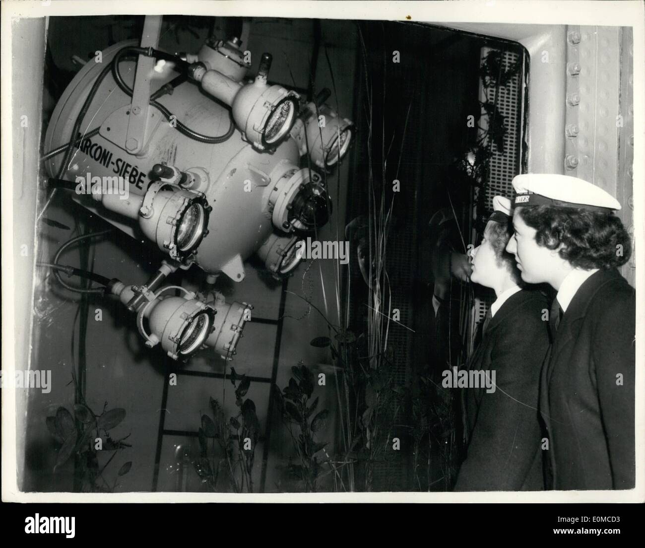 Wren navy hi-res stock photography and images - Alamy