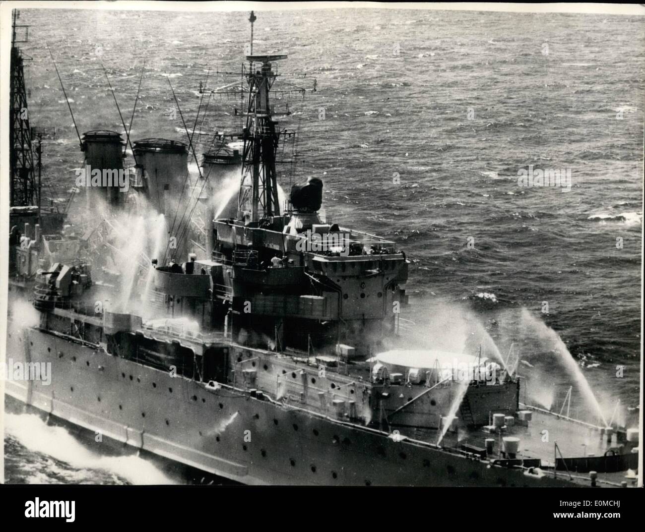 Underwater explosion hi-res stock photography and images - Alamy