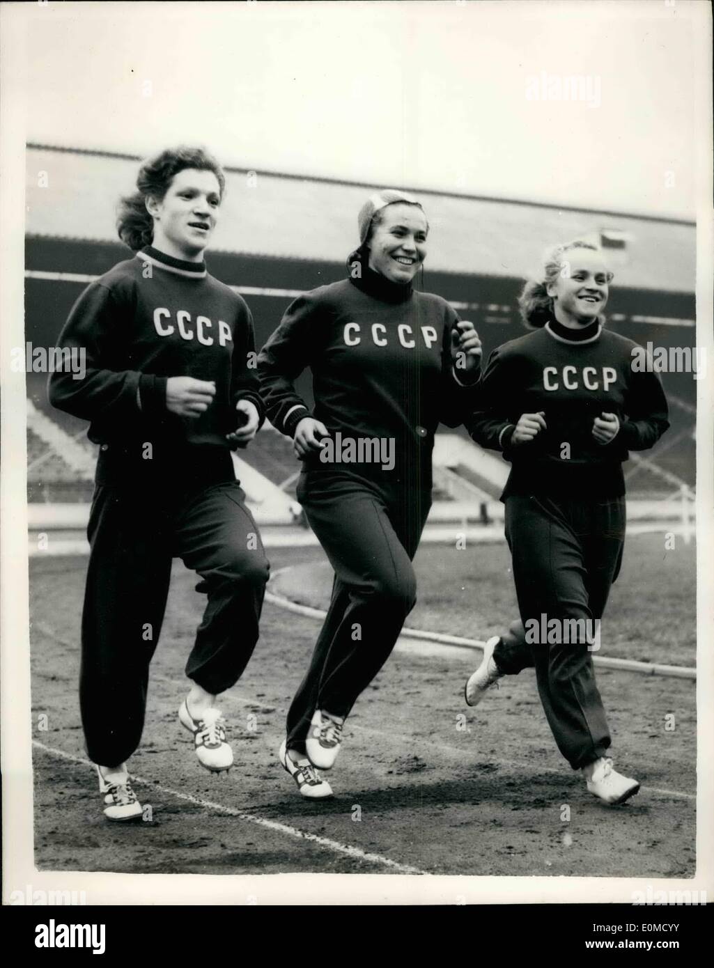 Oct. 10, 1954 - 10-10-54 Russian athletes arrive in London to compete ...