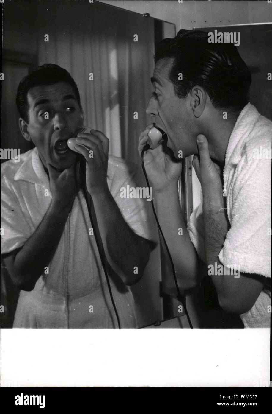 I will shave famous hi-res stock photography and images - Alamy